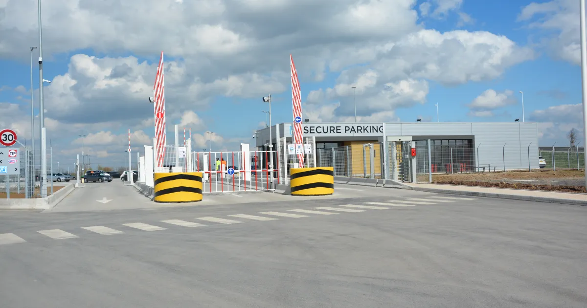 TIP Secure Truck Parking Delta Park Dourges | TIP Group