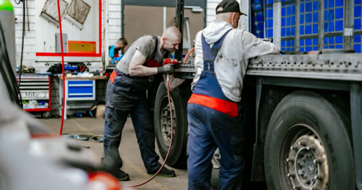 P&O Ferrymasters refurbishes 304 trailers in collaboration with TIP ...